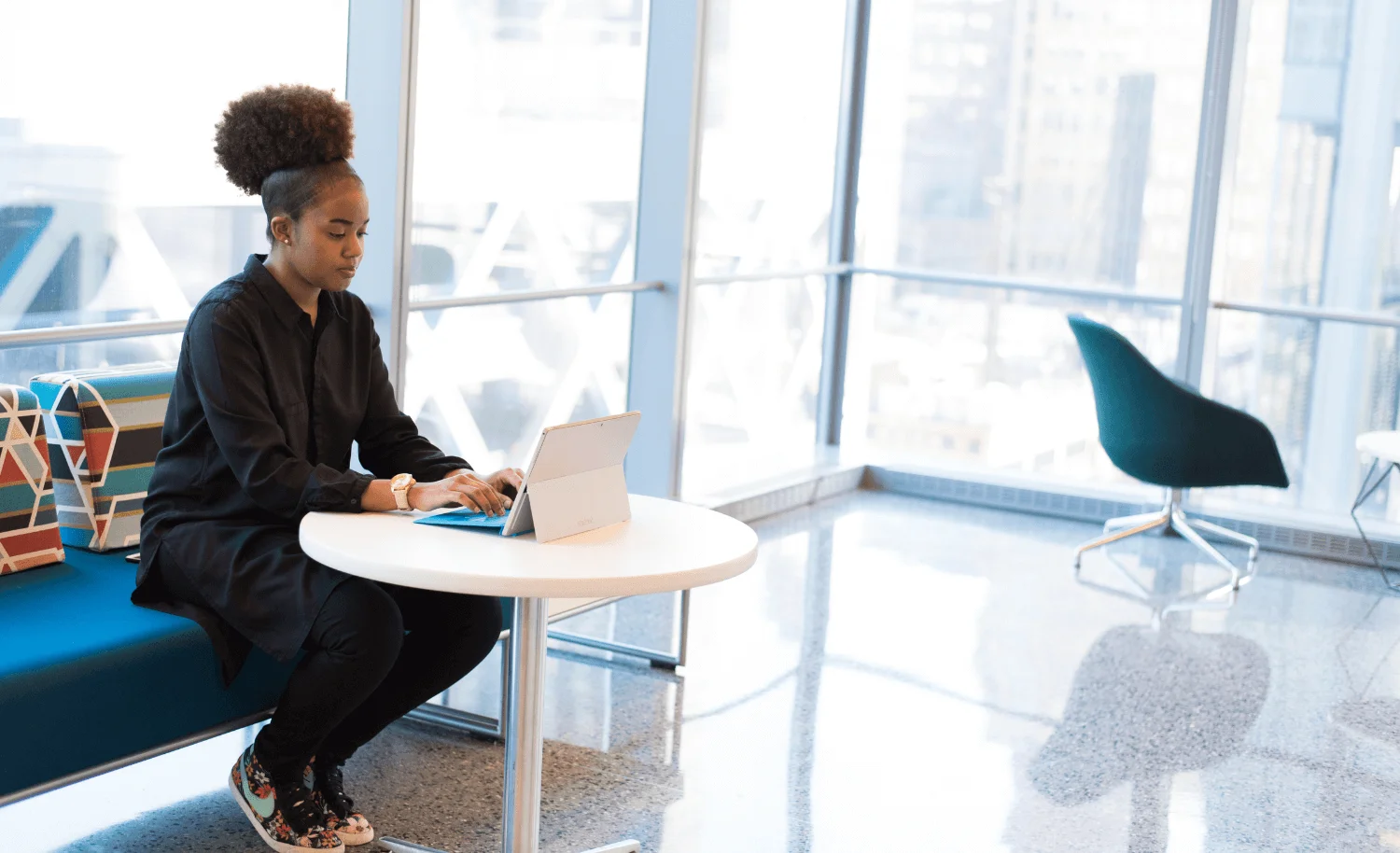 Webinar vs Virtual Event: What's the Difference and How To Choose | Demio Blog